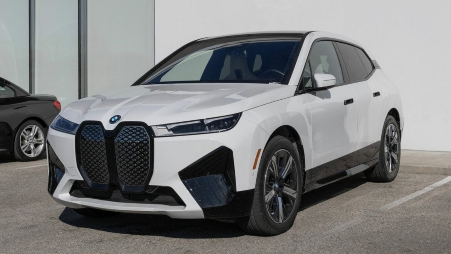 The Top 12 Most Technologically Advanced Cars Available Today - Get ...