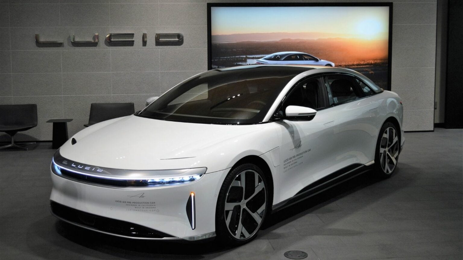 The Top 12 Most Technologically Advanced Cars Available Today - Get ...