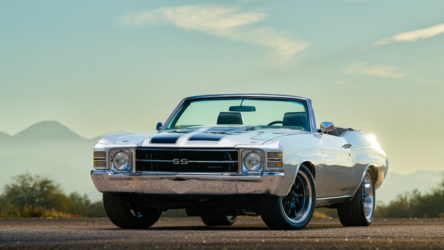 17 Unforgettable Cars that Defined the 70s Disco Era - Get CyberTrucked
