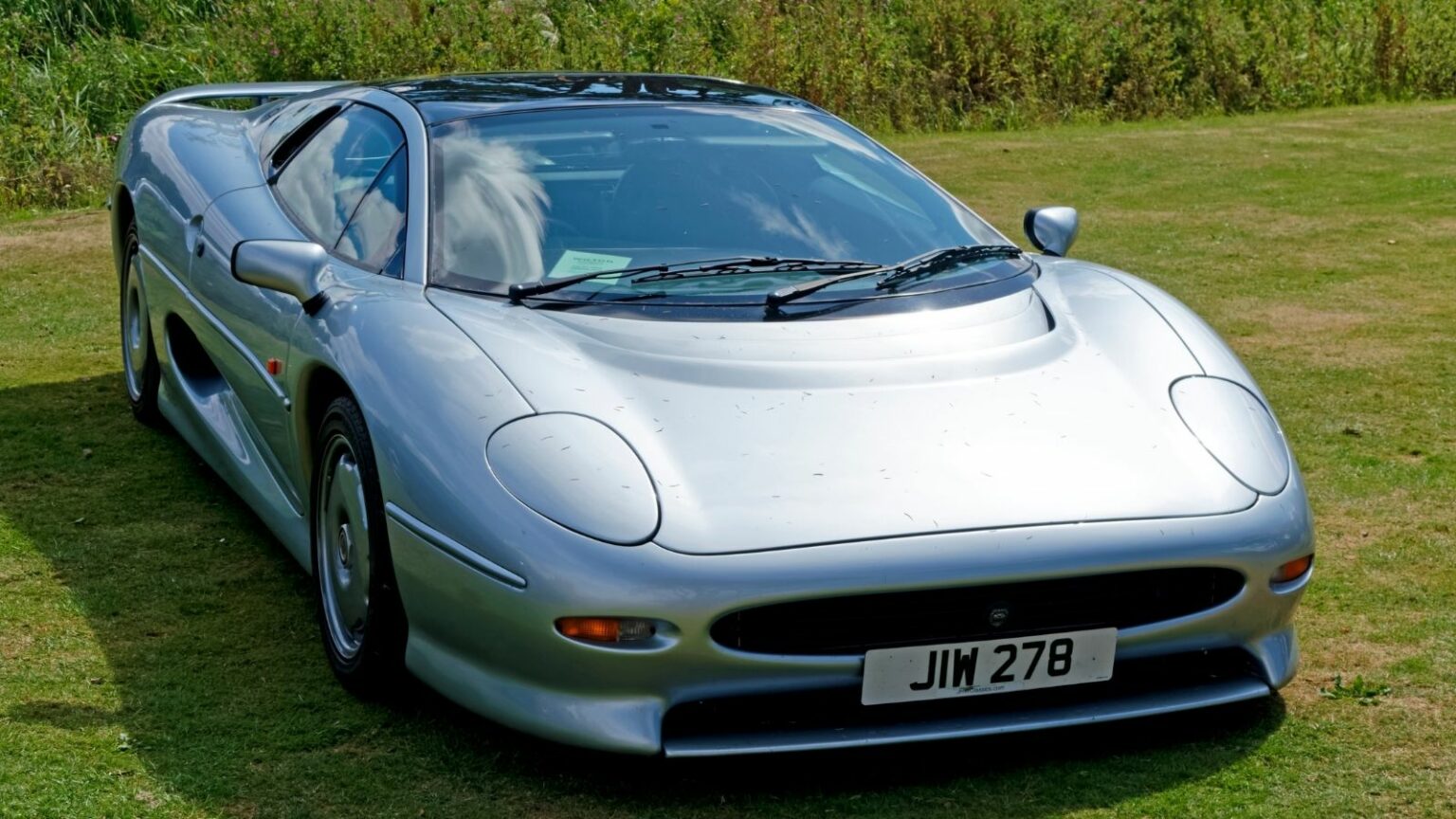 25 Mid-Engine Cars That Balance Performance and Permanence — Centered ...