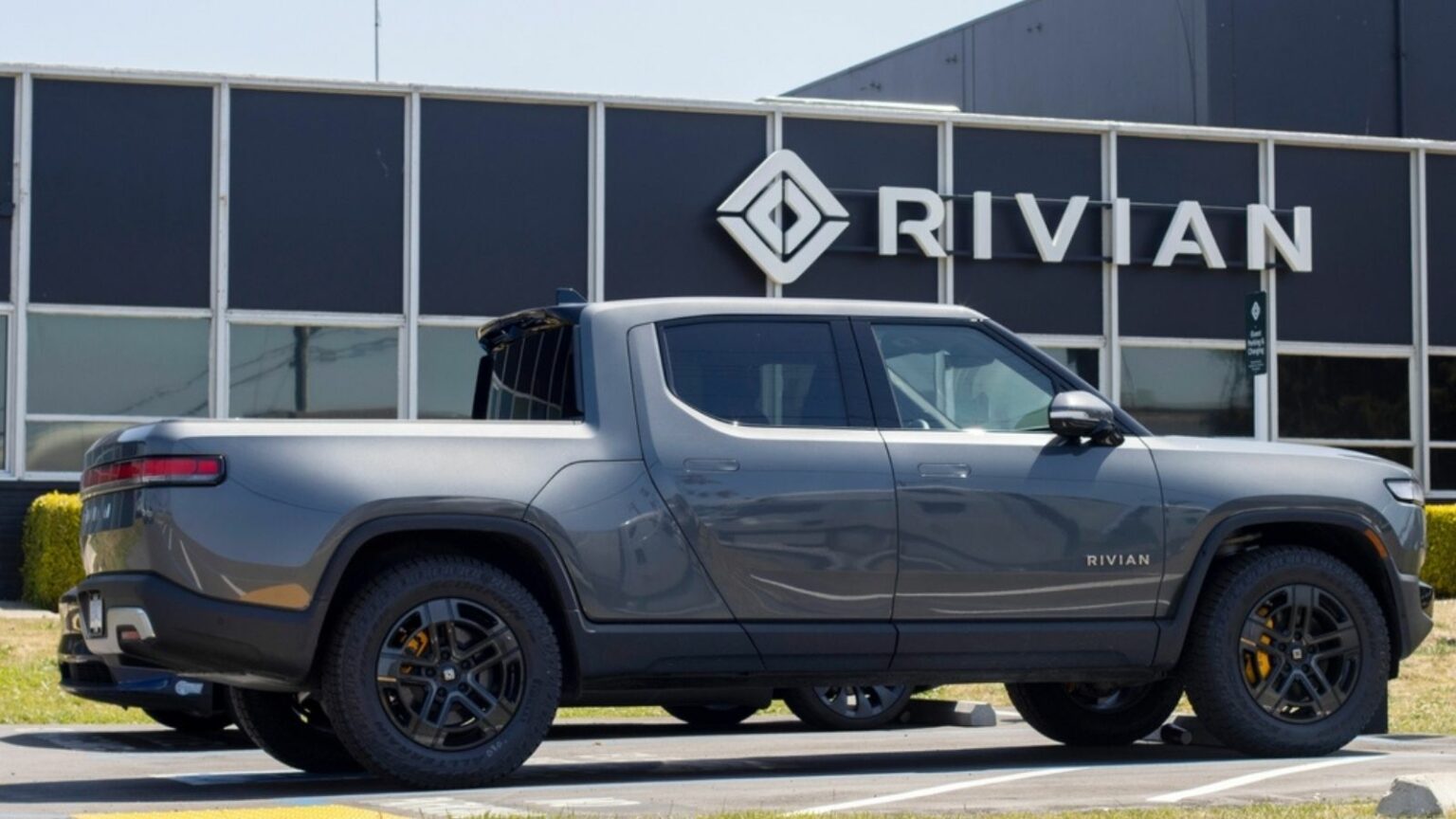 The Top 12 Most Technologically Advanced Cars Available Today - Get ...