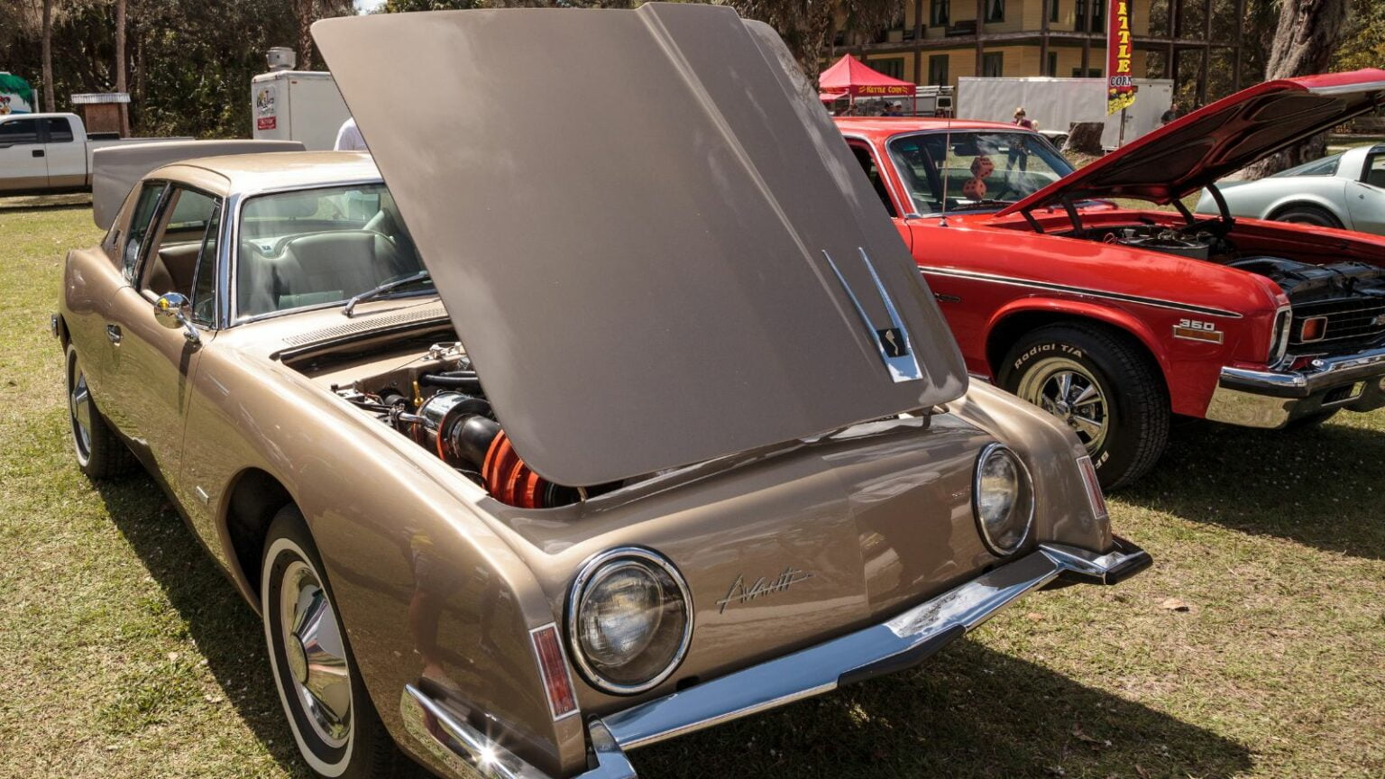 25 Classic Sedans That Are Still Turning Heads — Ageless Appeal - Get ...