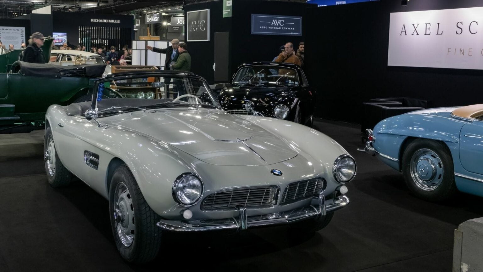 24 Classic Roadsters That Will Never Go Out of Style — Timeless ...