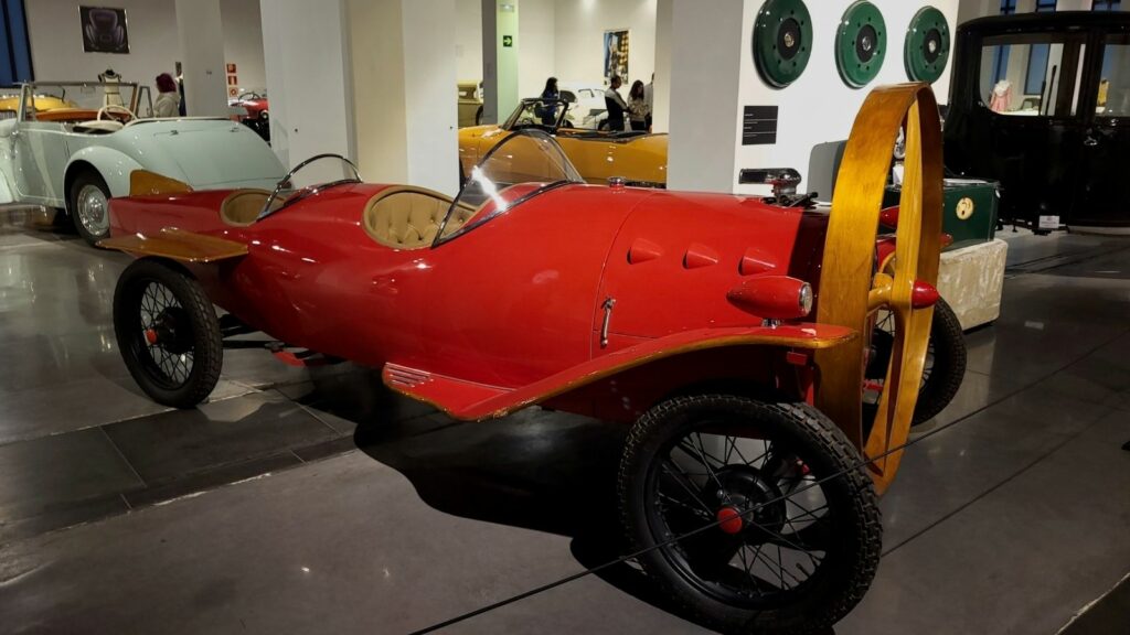 15 Bizarre Car Features That Never Made It Past Prototype – What Were ...