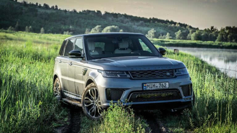 20 SUVs That Make Off-Roading a Luxurious Adventure — Comfort on Rough ...