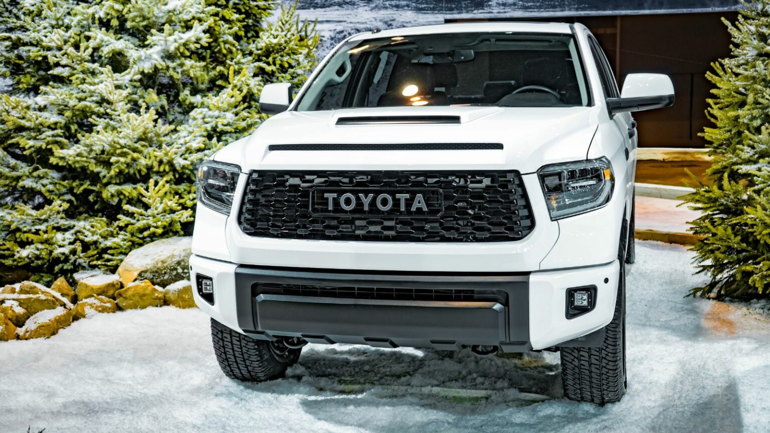 14 Cars Known for Their Superior Handling in Harsh Weather – Storm ...