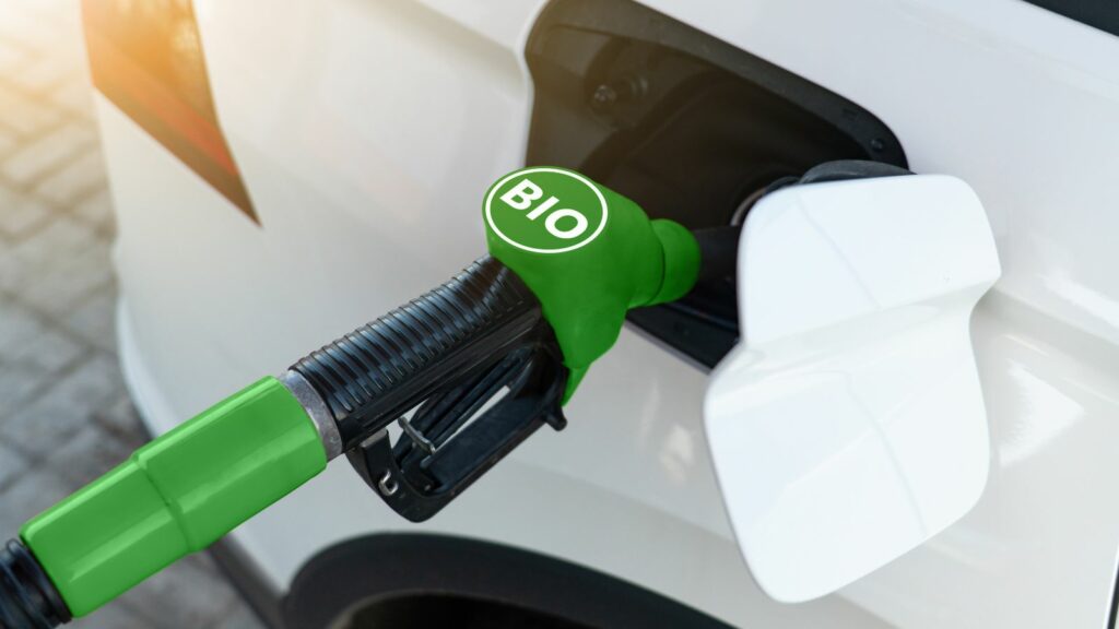 No Gas Cap? Here’s Why Automakers Changed the Design - Get CyberTrucked