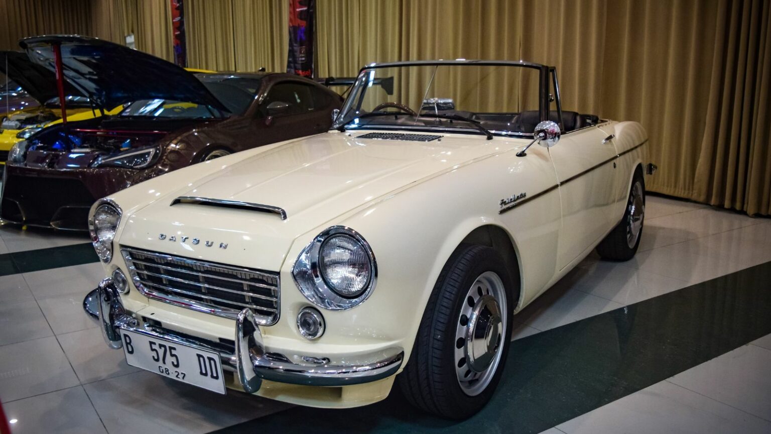 24 Classic Roadsters That Will Never Go Out of Style — Timeless ...