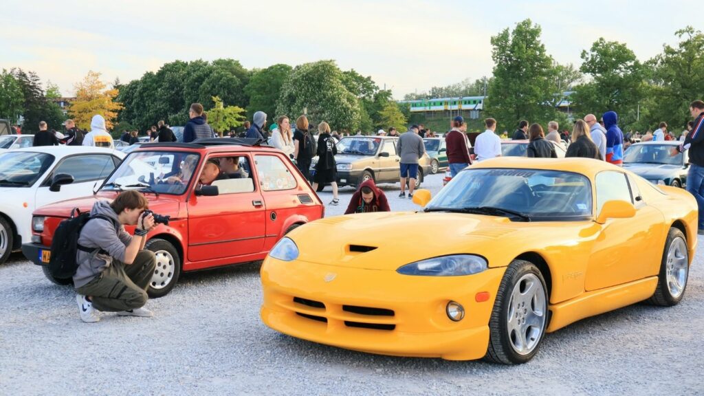 15 Dream Cars for Every Teenager Growing Up in the 2000s - Get CyberTrucked