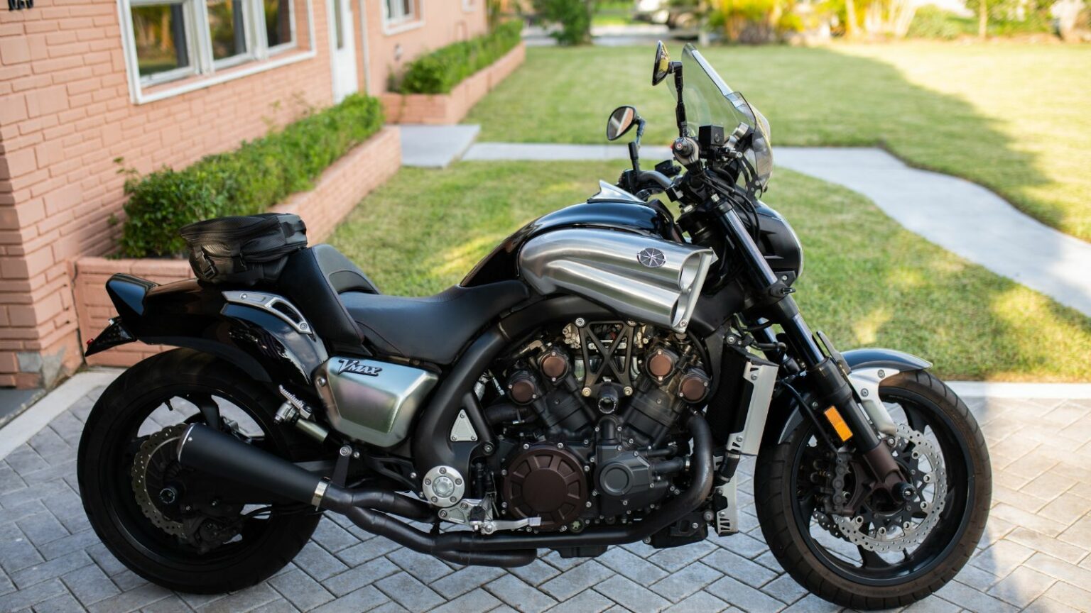 20 Bikes That Bring Muscle Car Attitude to Motorcycling - Get CyberTrucked