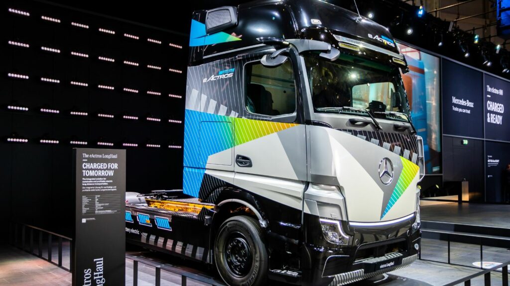 12 Revolutionary Trucks That Are Leading the Way in Logistics - Get ...