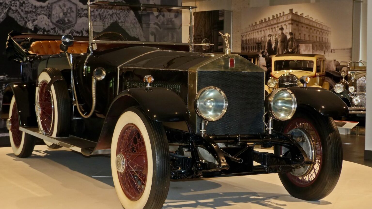 25 Classic Sedans That Are Still Turning Heads — Ageless Appeal - Get ...