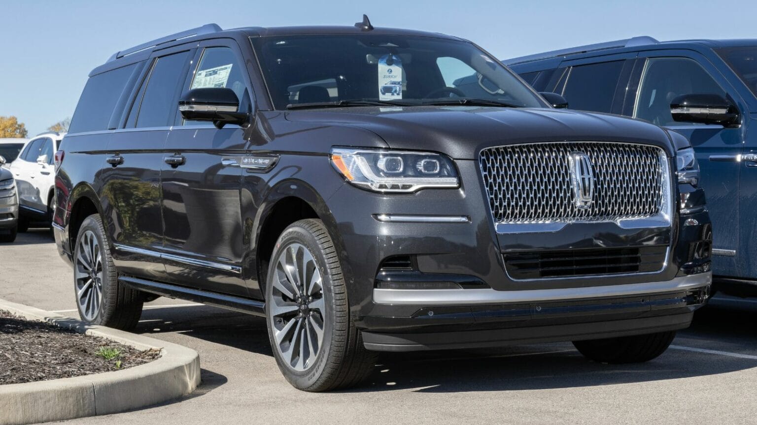 20 SUVs That Make Off-Roading a Luxurious Adventure — Comfort on Rough ...