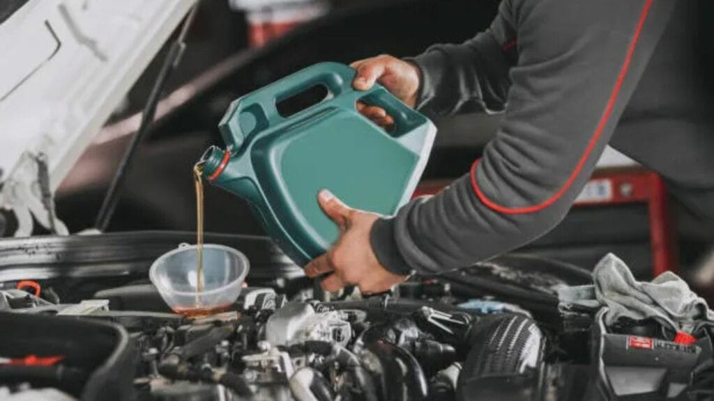 The One Oil Change Trick That Keeps Engines Running Longer - Get ...