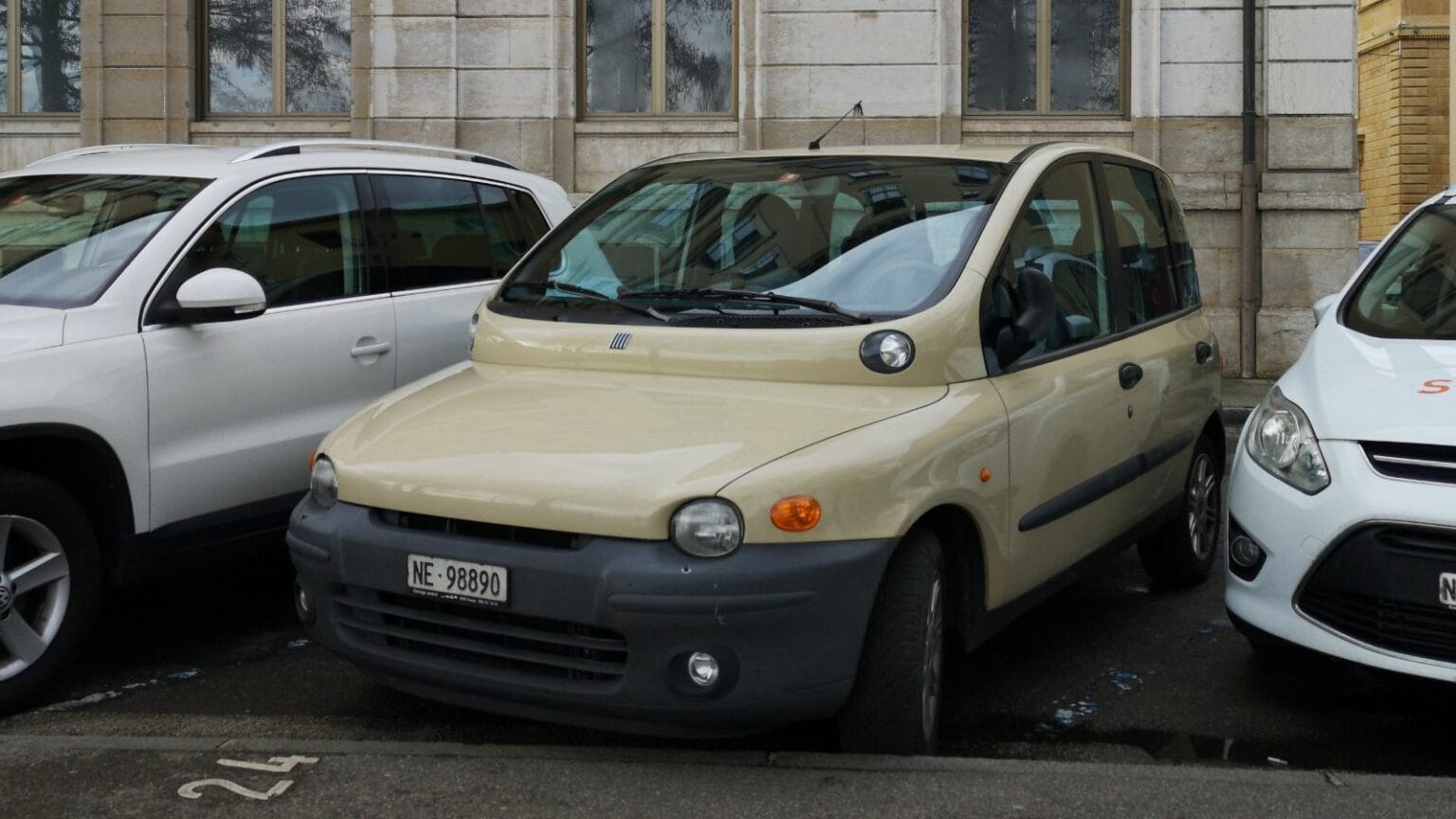 Amazing Ugliest Cars Of The 90s Photos
