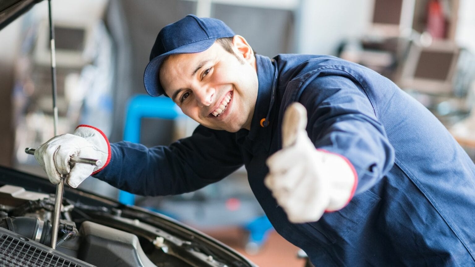 Mechanics Reveal Ten Ways to Keep Your Car Running Forever - Get ...