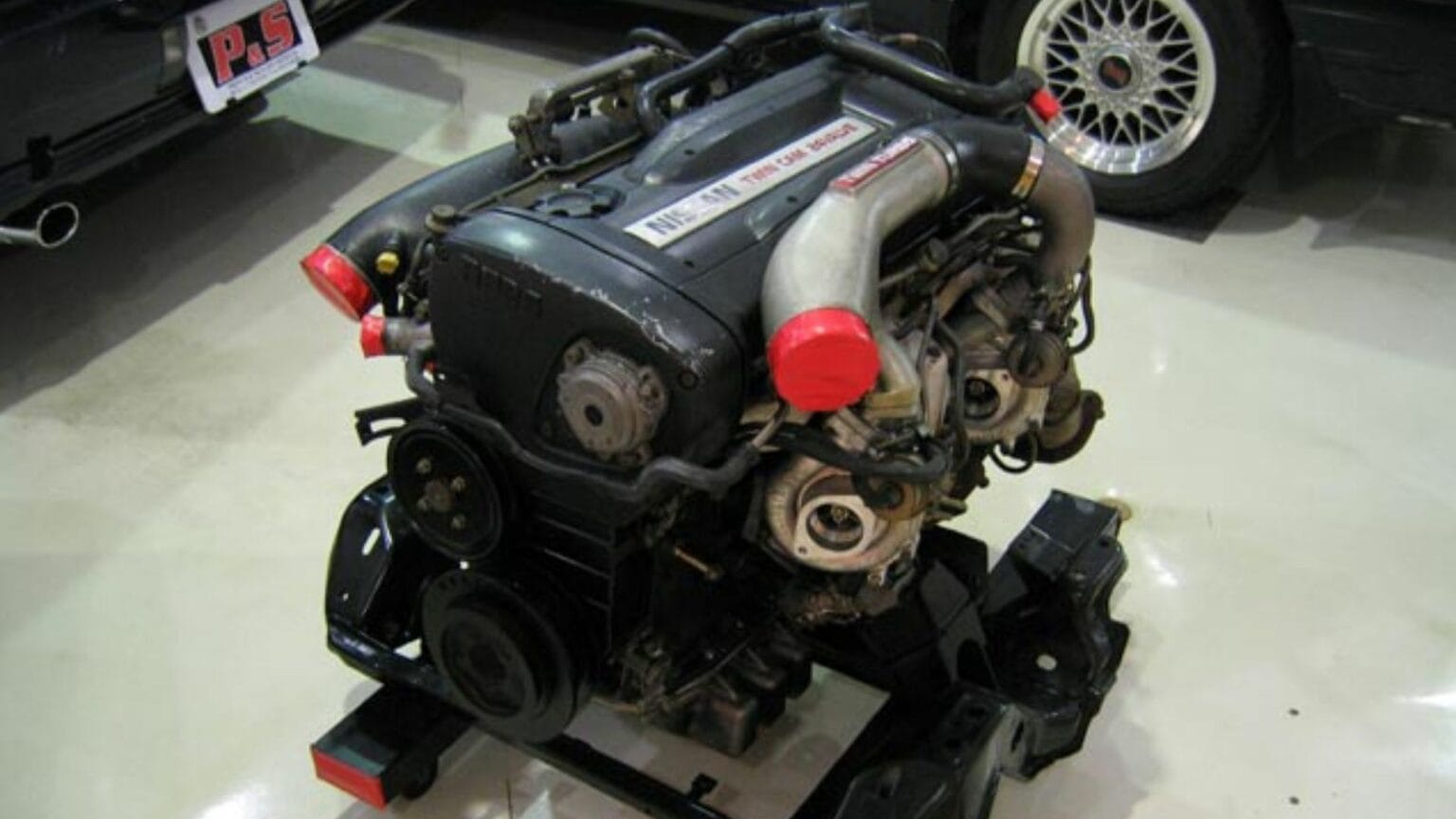 Top 8 Inline-Six Engines That Made History (and Still Scare V8s) - Get ...