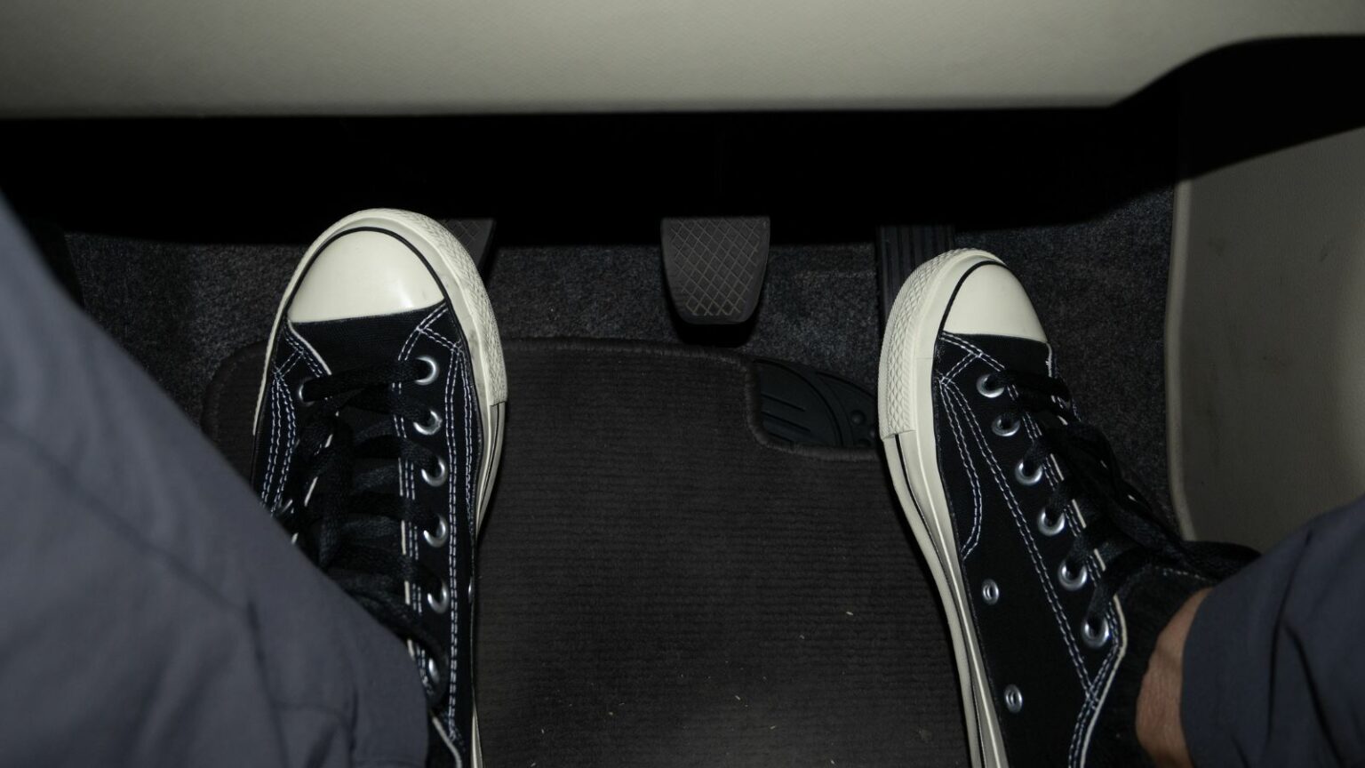 What Is Double Clutching? (And How It Differs From Granny Shifting ...