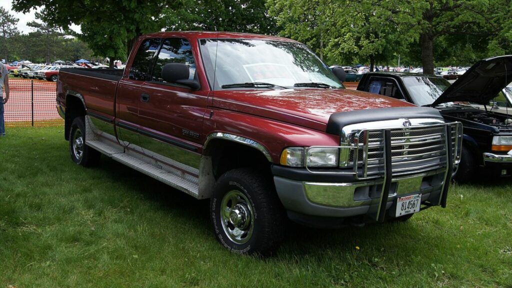 10 Trucks That Fall Apart (and 10 That Last Forever in Canada) - Get ...