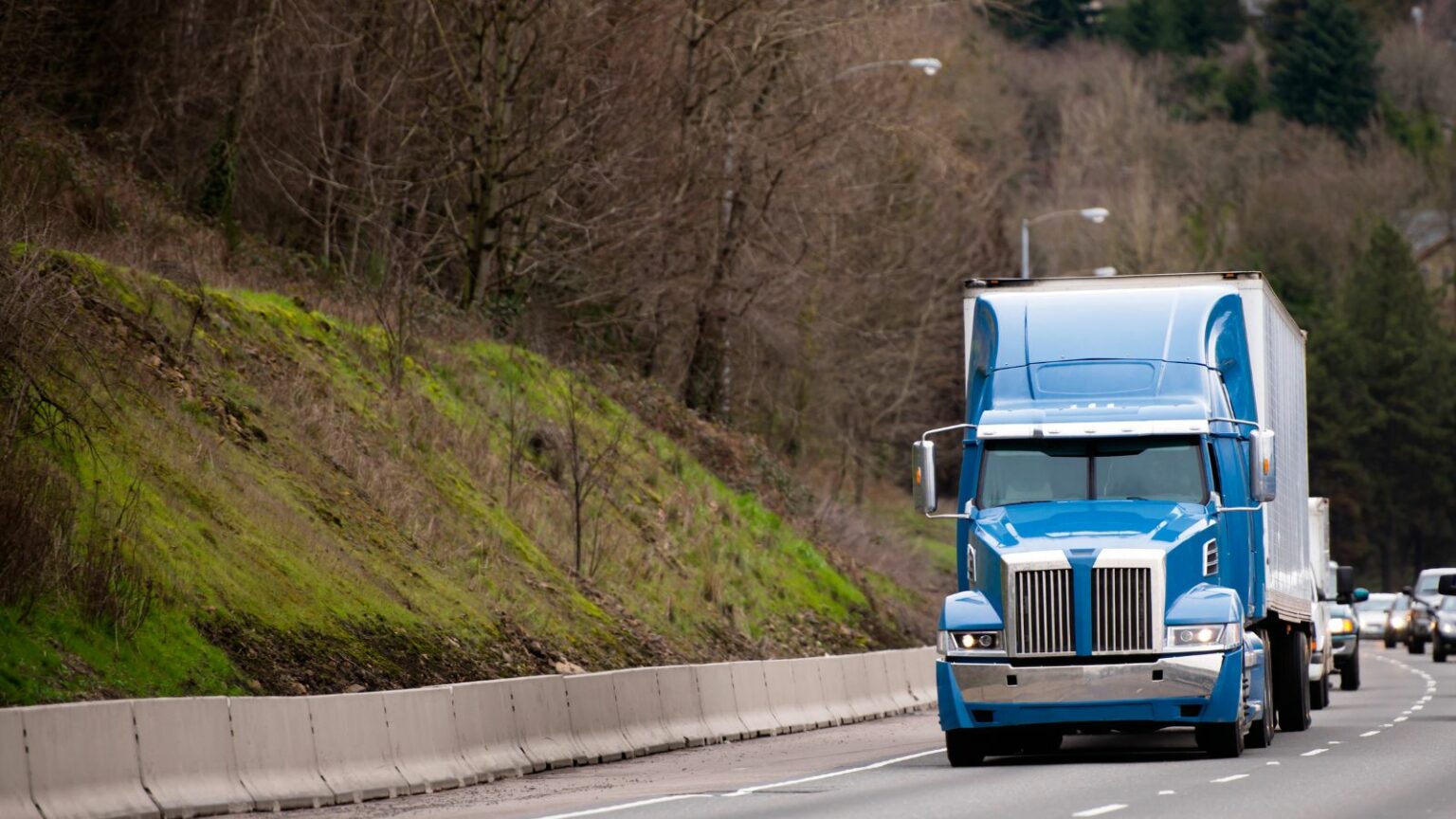 Think You Can Handle a Class 8 Truck? Here’s What the Law Says - Get ...
