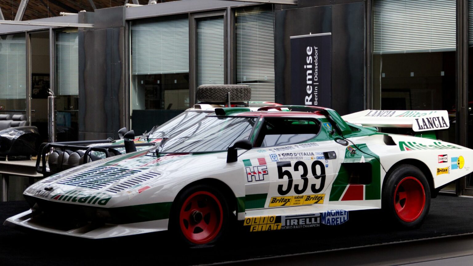 12 Transformers Autobots That Made Us Totally Fall in Love with Cars ...