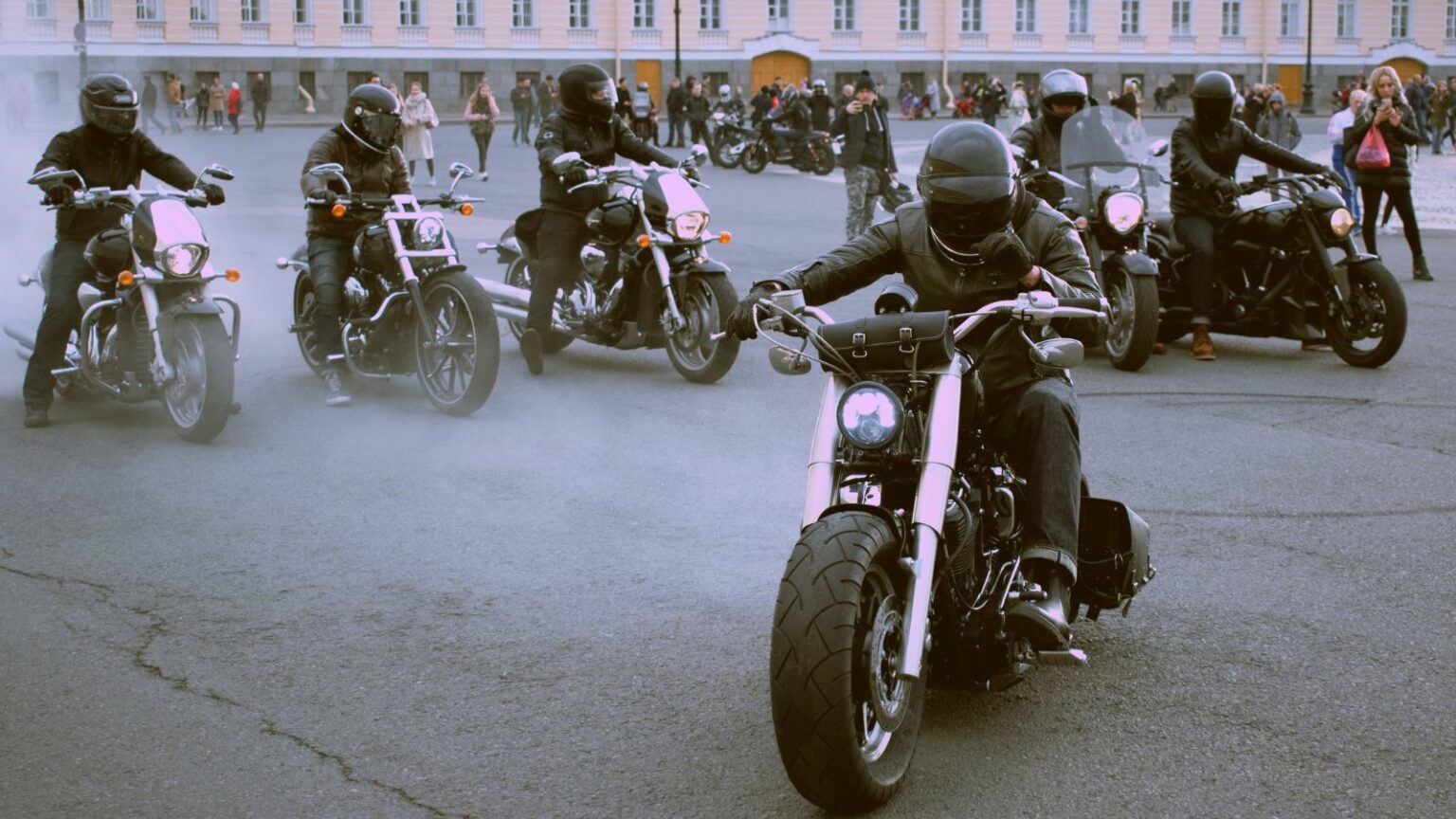 12 Biker Gang Rules Outsiders Don’t Know—And Members Can’t Ignore - Get ...