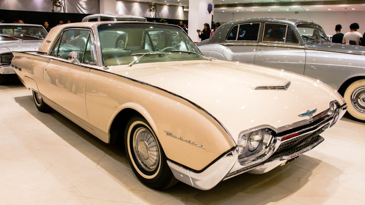 10 Classic Cars That Captured the Space Age Dream - Get CyberTrucked